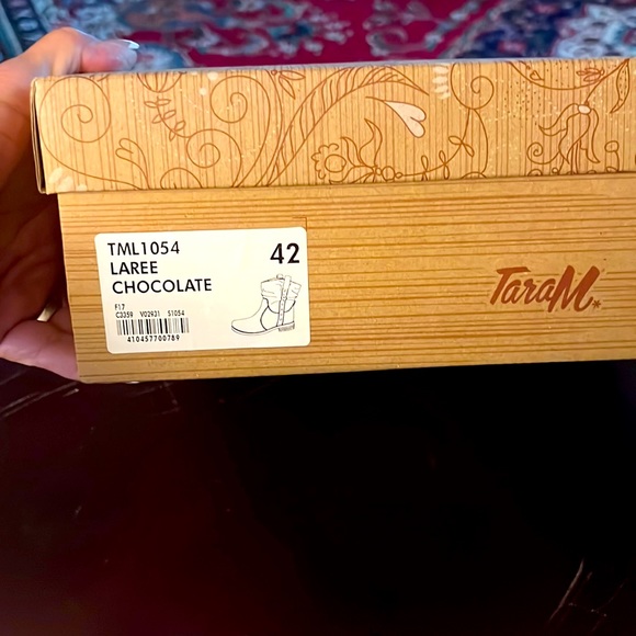 Walking company | Shoes | Brand New Boots Never Worn From The Walking ...